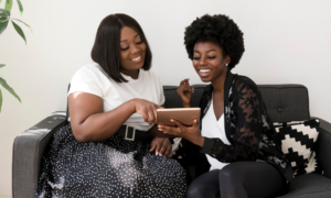 The Importance of a Strong Community for Moms – The Mom & Caregiver